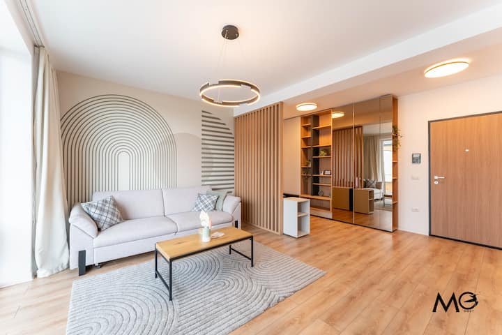 Mohost Uno • Elevated Stay With Mountain Views - Brașov, Rumanía