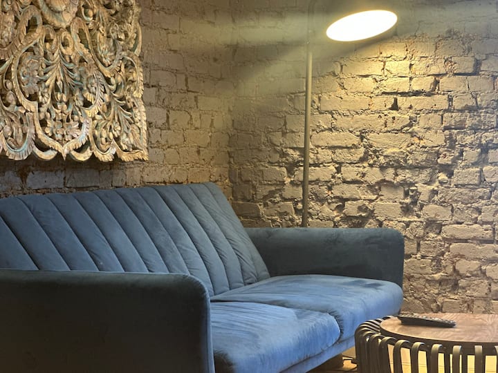 Sleek 1bd Retreat Near Heathrow & Elizabeth Line - Uxbridge