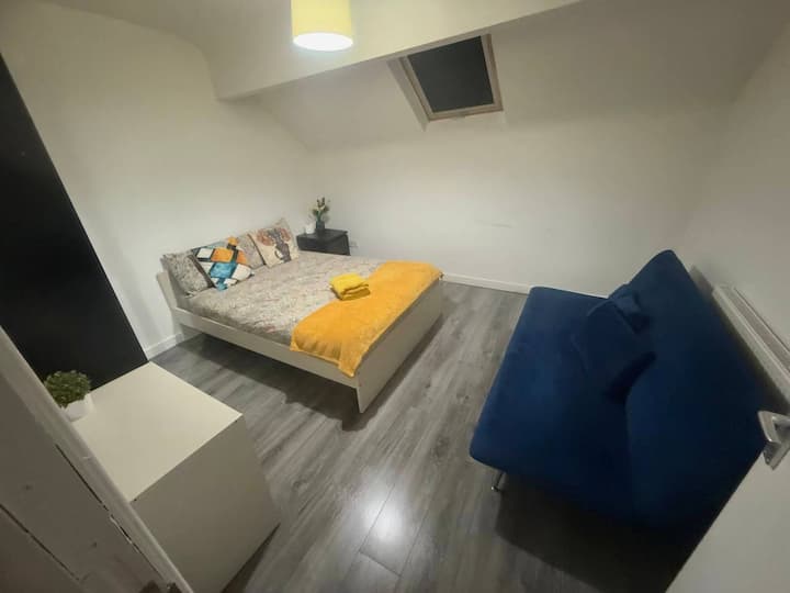 Cozy 1bedroom In Shared House At Hawthorne Rd. - Liverpool