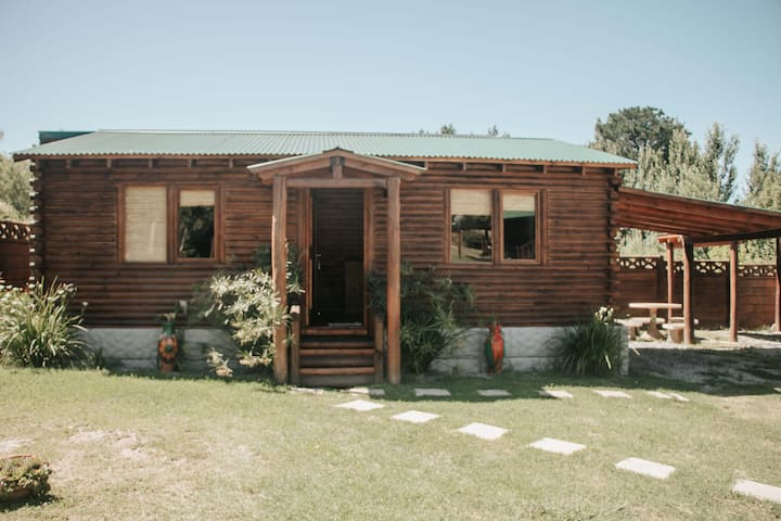 Cabaña Familiar Para Disfrutar En Tandil - Aire - Tandil