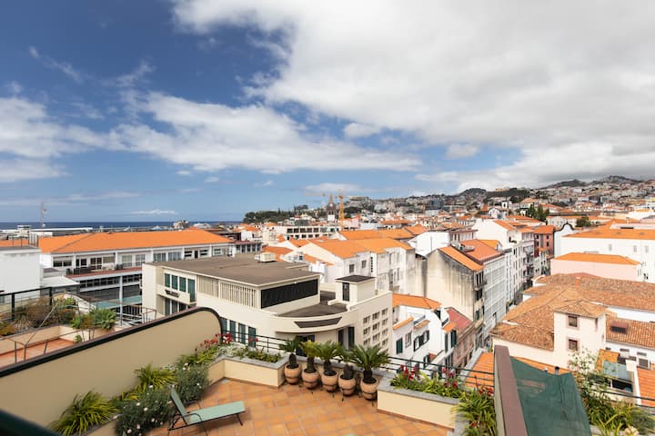 Penthouse No Centro Do Funchal - Funchal