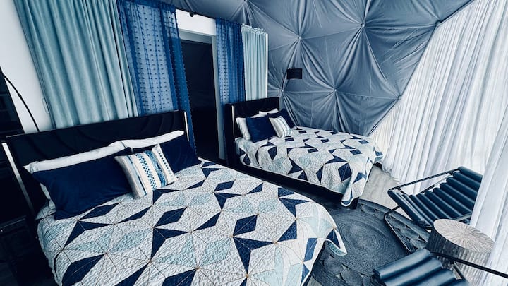 Dome 4: Coastal Breeze Suite - South Haven, MI