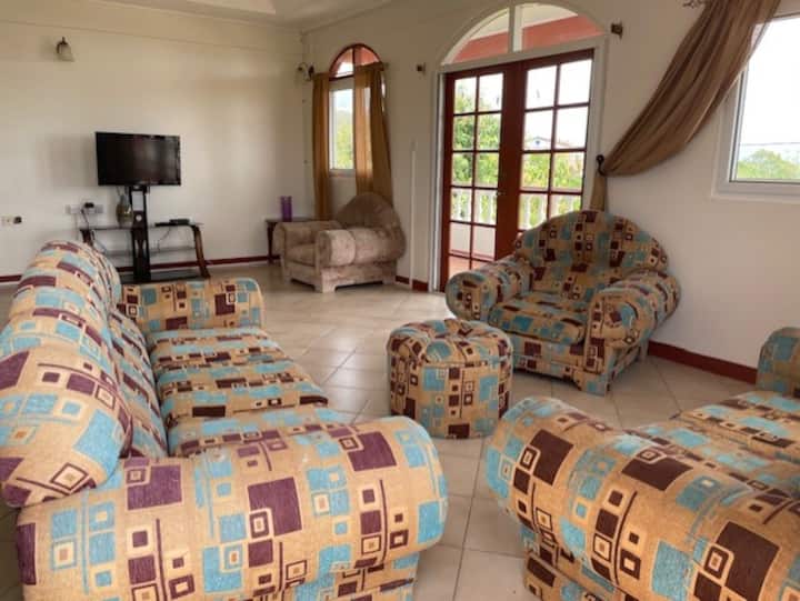 Cuffy's Palace - Dominique