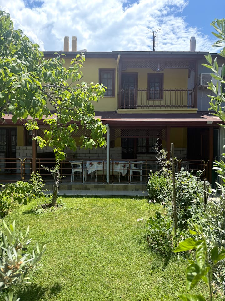 Garden&veranda Retro Villa Close To Altınovabeach - Dikili