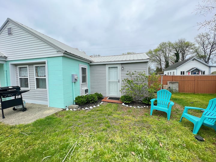 Chincoteague Getaway For Two - Chincoteague, VA