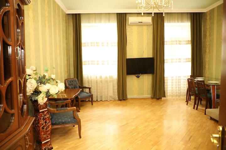 4 Rooms Apartment In Center - Yerevan