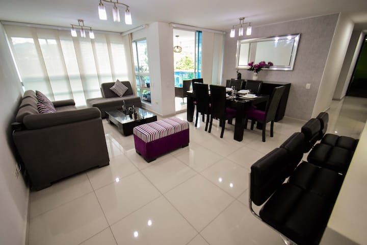 Hispania. 2/406. C.c. Cacique. Neo Mundo Cabecera. - 