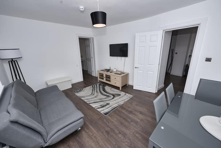 Apartment In Buckinghamshire With Secured Parking - Aylesbury