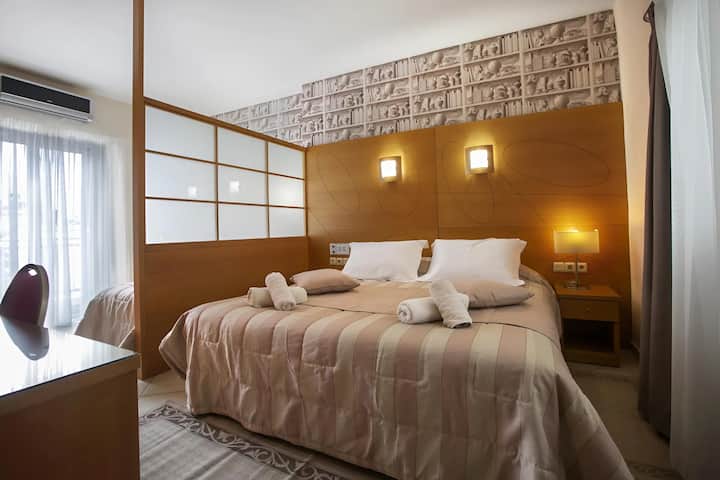 Economy Family Room Near To Port - Iraklion