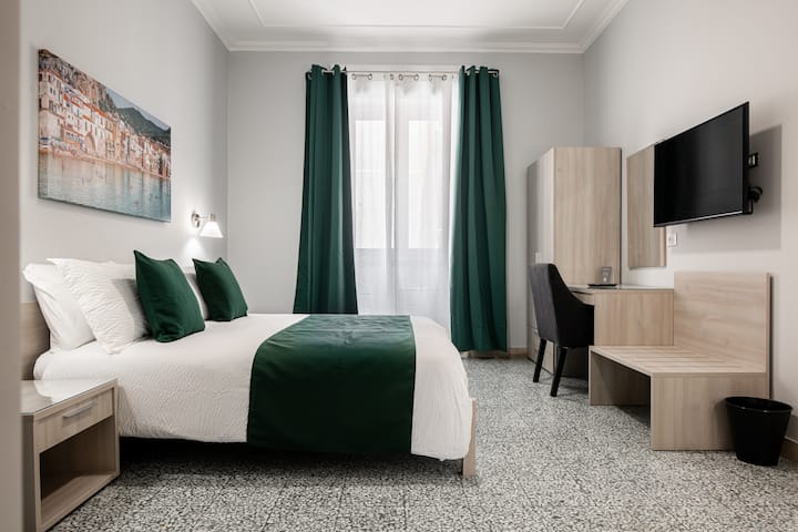 Savio House - Comfort Room - Catania