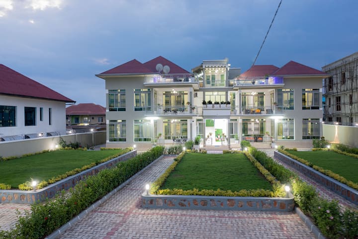 The City Block Apartment - Bujumbura