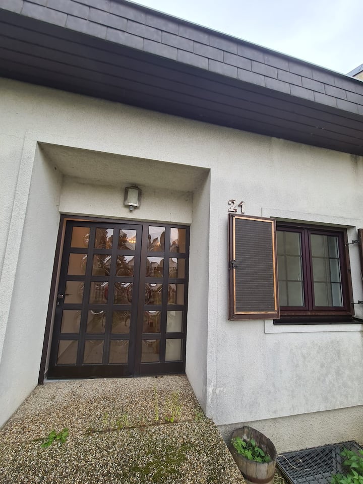 Very Large House Near Vienna - Frauenkirchen