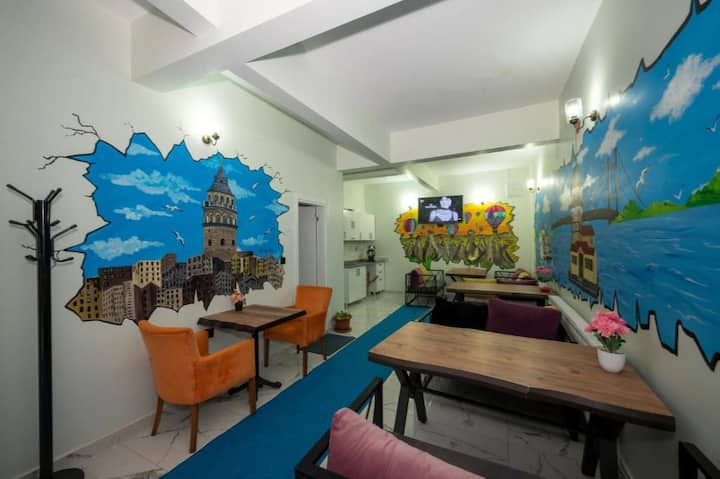 Xalila Hostel (Shared Room) - Isztambul