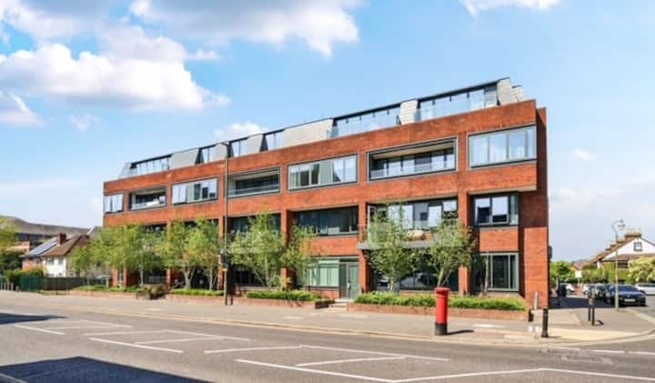 Luxury Flat, Private Bathroom In Epsom Central. - Epsom