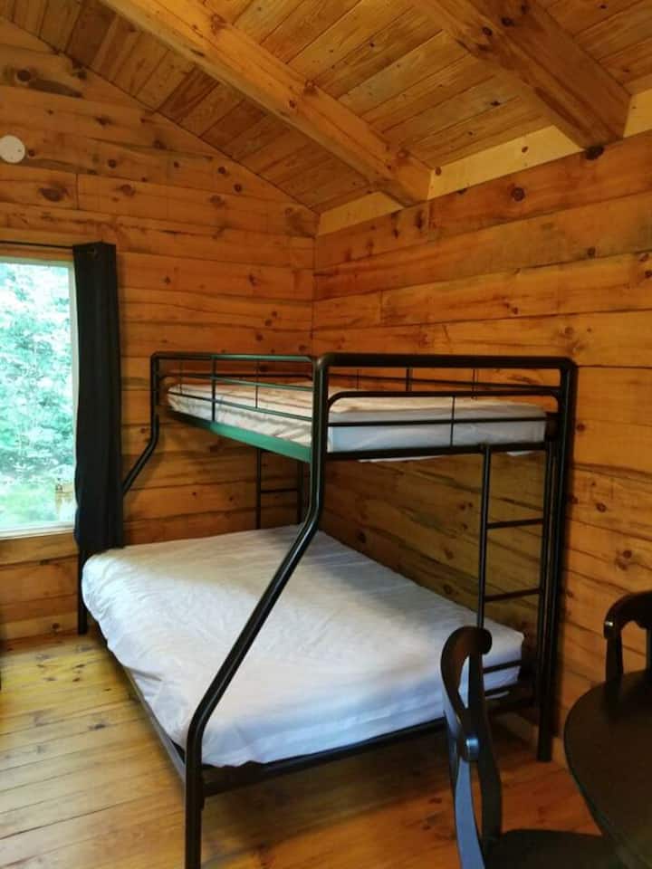 Cute Camping Cabin With Bathroom - Pickwick, MN