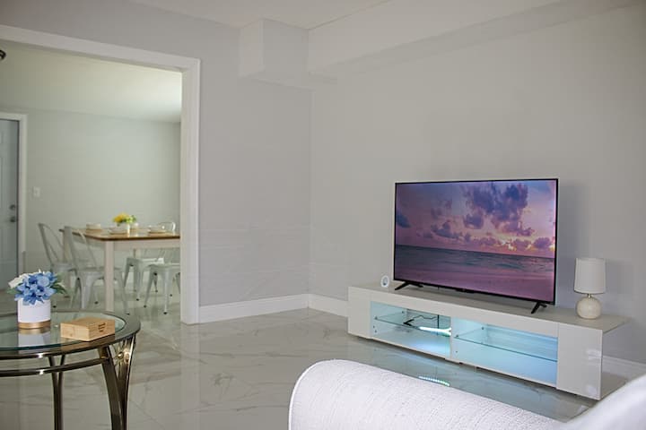 River Park Marine-house Vacation, 3b, 2b. - Port St. Lucie, FL