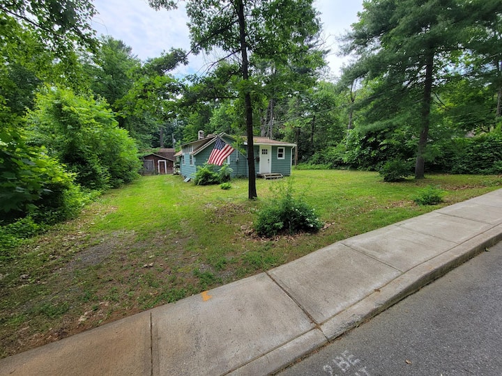 Charming Updated Village Cottage - Lake George, NY