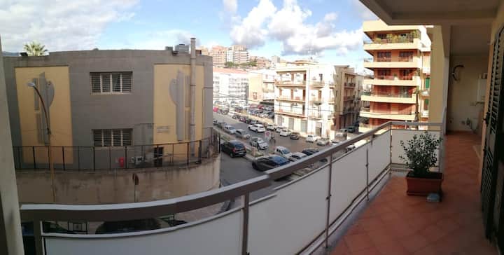 Moderno Bilocale Zona Centro - Messina