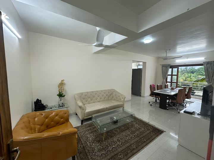 Wi-fi ,Scenery, Luxury Interior - Karwar