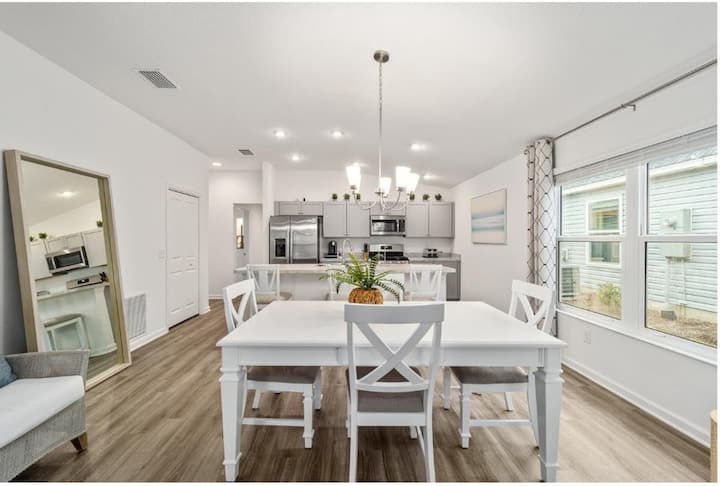 561f) Very Large 2 Bedroom With King Bed! - Leesburg, FL