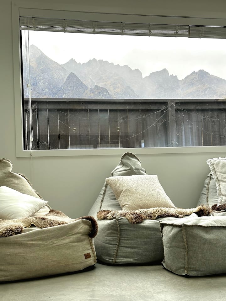 The Alpine House: Peaceful And Comfortable - Lake Hayes
