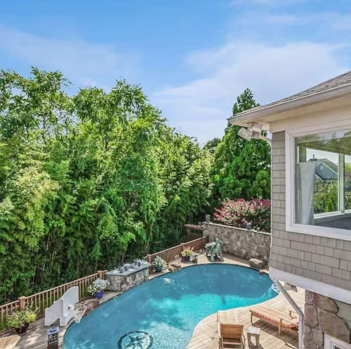 Montauk Stunner, Pool & Hot Tub - Montauk, NY