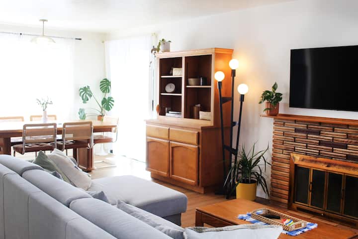 Greenwood Grove – A Cozy Stay With Modern Comforts - Eugene, OR