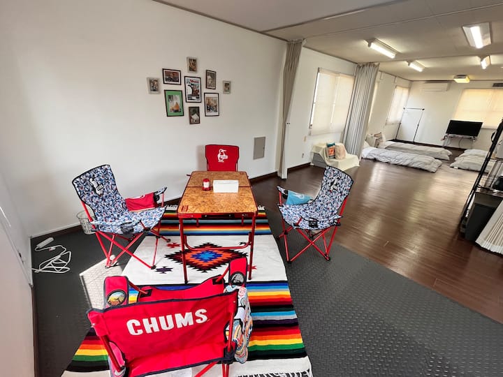 函館観光の拠点に最適!温泉街の少人数向け宿泊施設 - 函館市