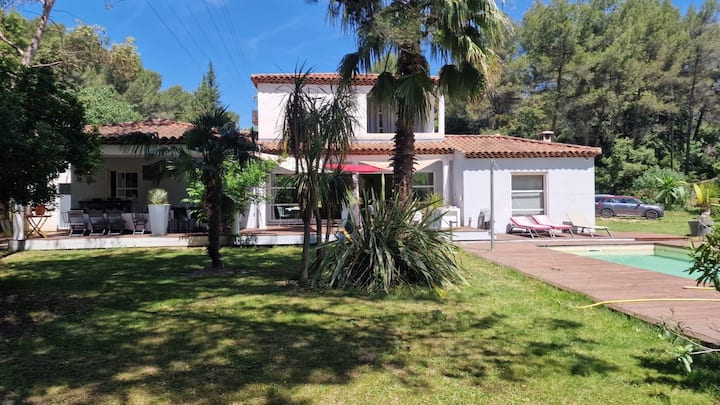 Villa D'architecte Avec Piscine - Aubagne