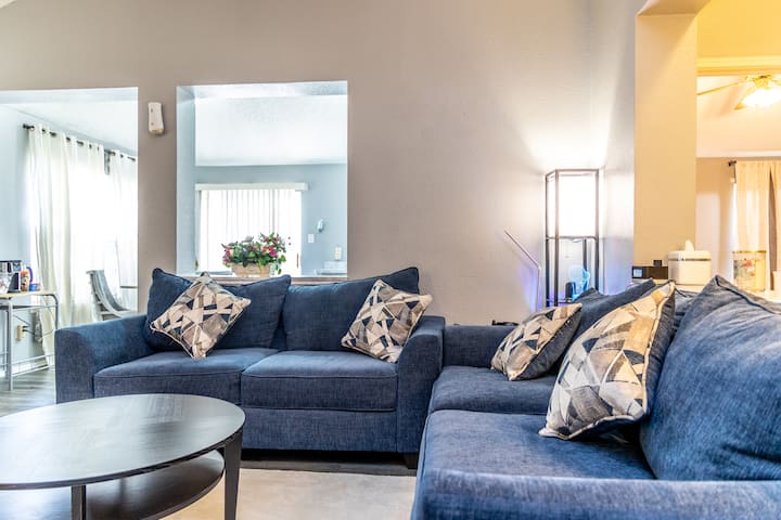 Heart Of Arlington, Cozy Home - 맨스필드