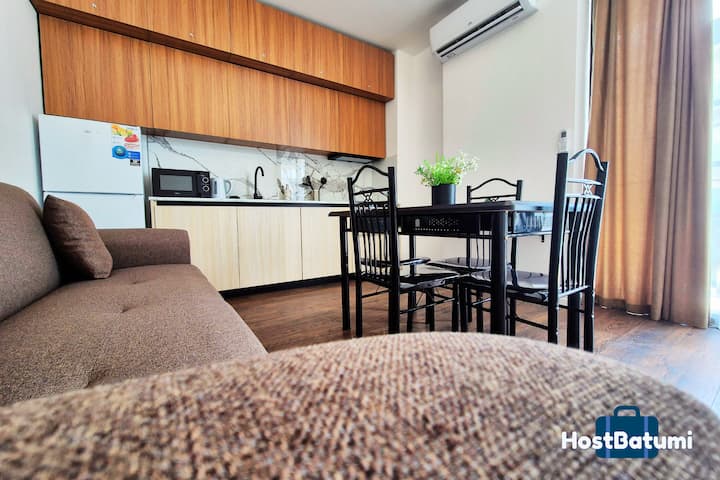 Beachfront Modern 1br Apartment - Batumi