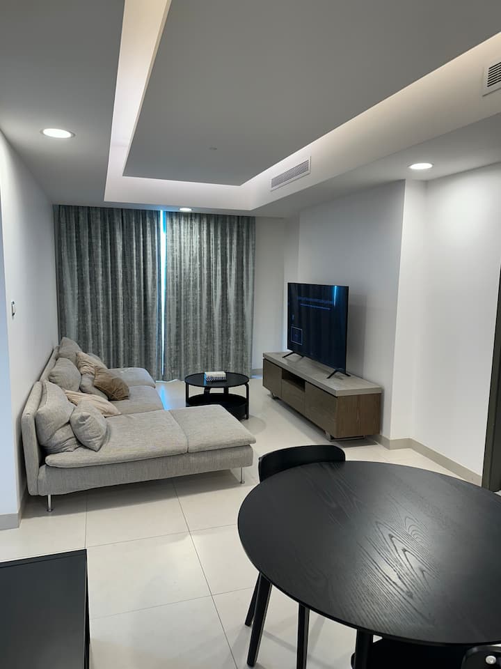 Pinnacle Row Cityscape Haven - Muscat