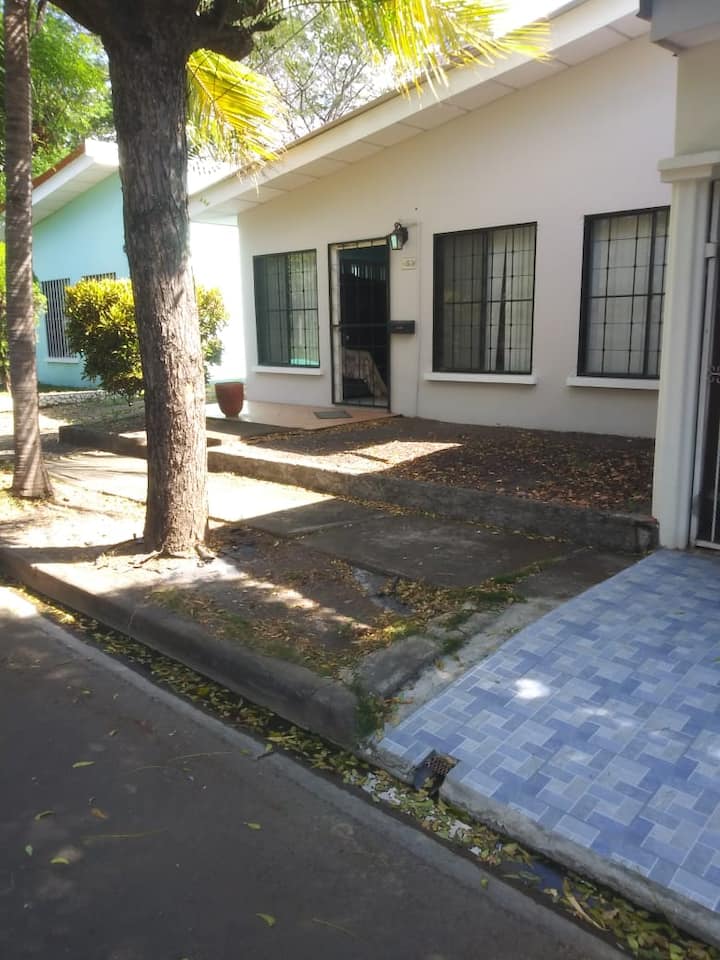 Casa Real | Near Airport - Managua