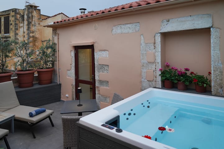 Luxury Venetian Stone House - Chania