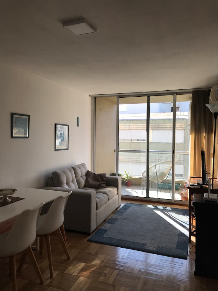 Amplio Apto 2 Dorm + 2 Baños |Balcón| Tres Cruces - Montevideo