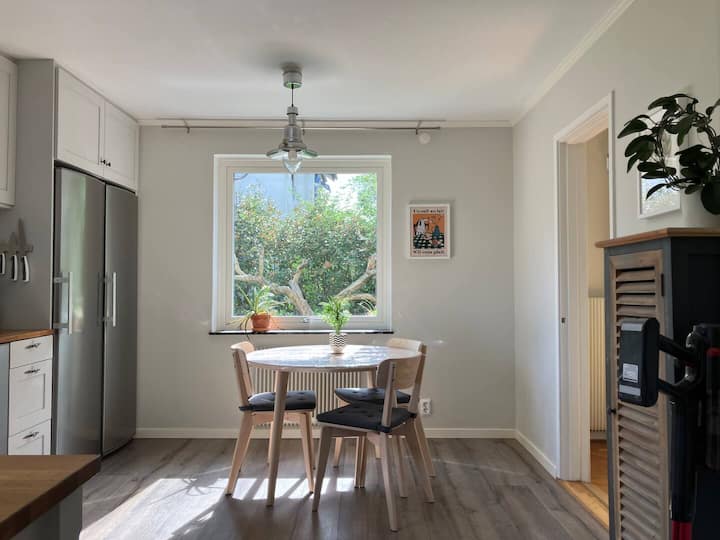 Charming And Cozy Apartment - Gothenburg