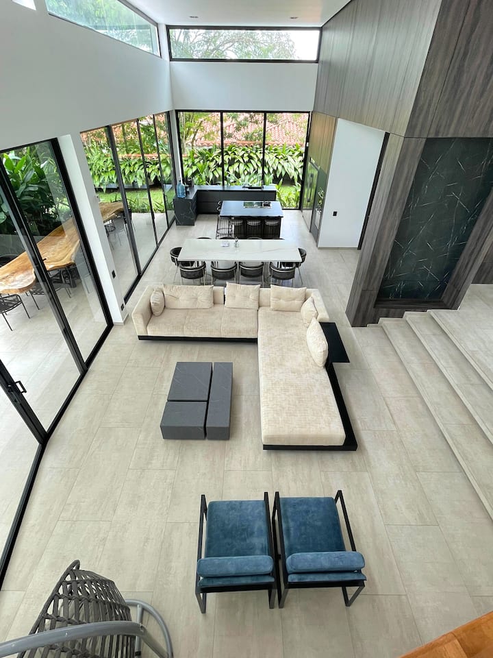 Casa Luxury En Cerritos - La Virginia