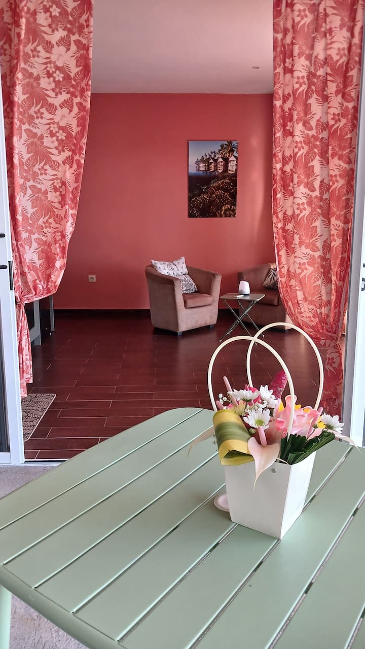 Taapuna Guesthouse - French Polynesia