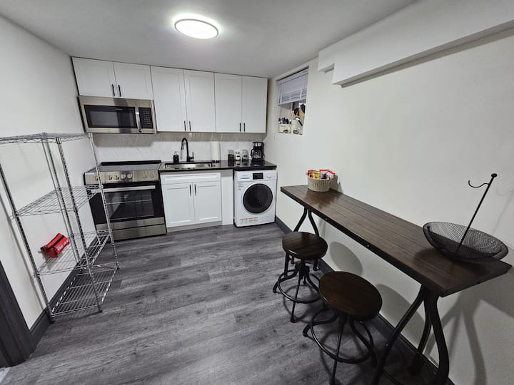 The Parkside Lofts | Modern Studio With Style - University of Windsor