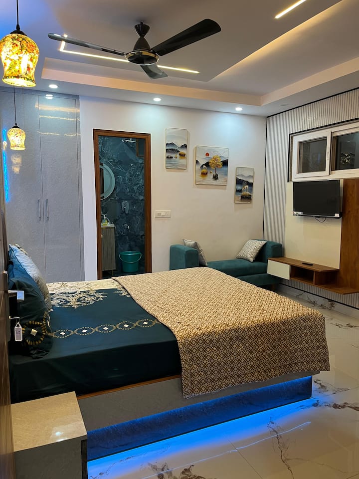 The Bluebell - New Delhi