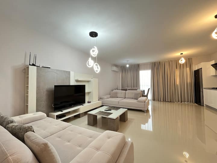 Wonderful 3-bedroom Semi-villa - Cyprus
