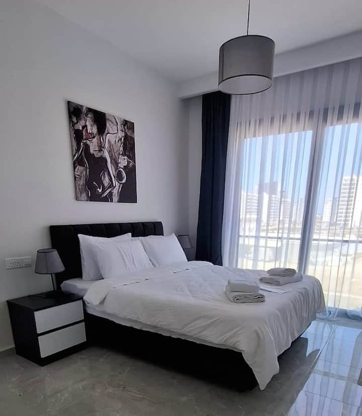 S R 23 Ev Rahatlığında  Süper Longbeach Manzaralı - Northern Cyprus