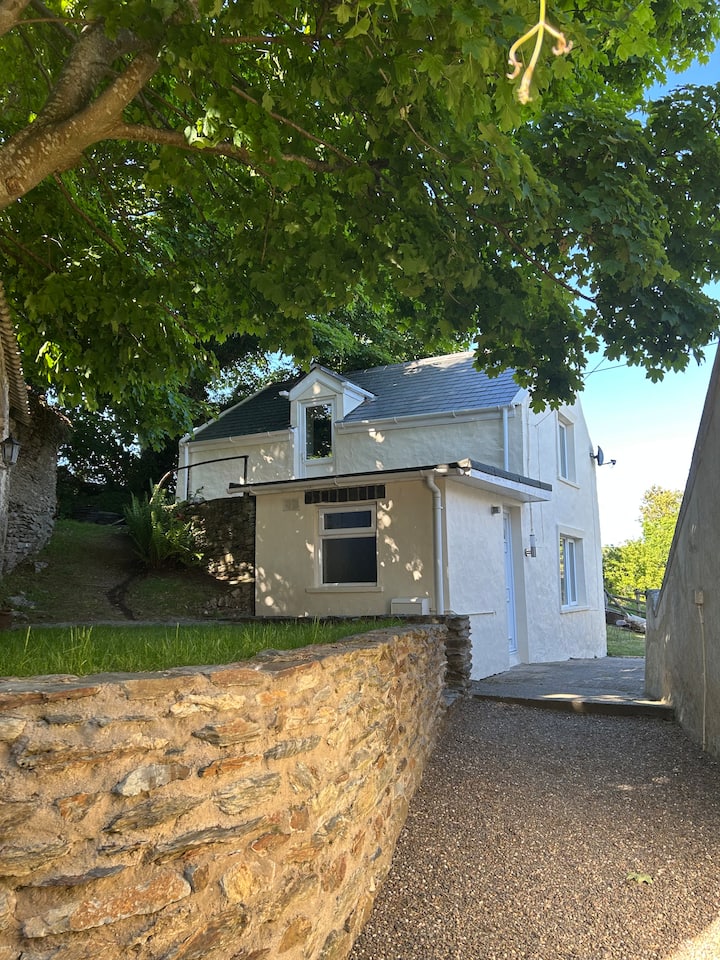 Cosy Country Cottage - Isle of Man