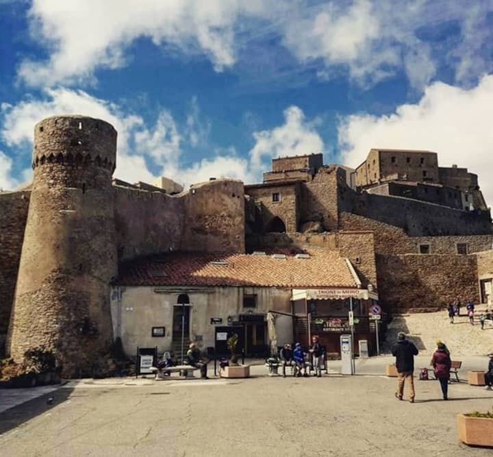 Bilocale 2-3 Posti Dentro Al Castello - Isola del Giglio