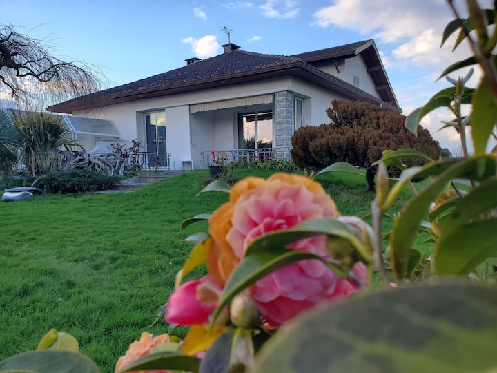 Charmante Villa Verdoyante - Tarbes
