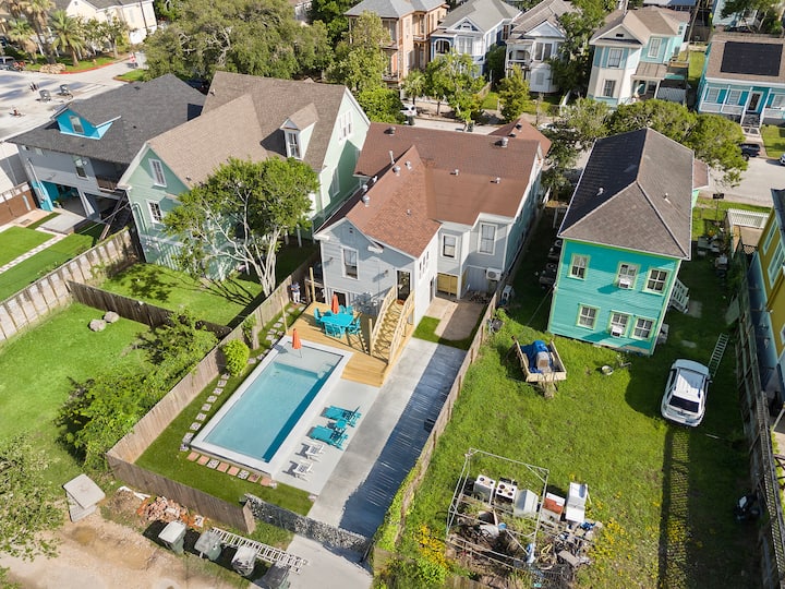 Eisenbach's Retreat - Galveston, TX