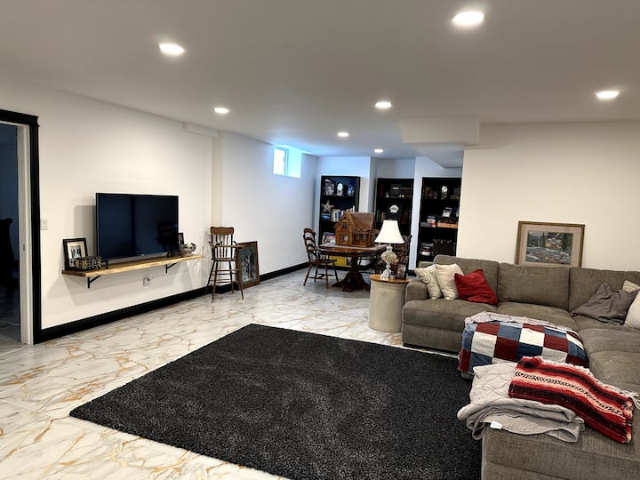 Room Rental, Kingsville On - Leamington