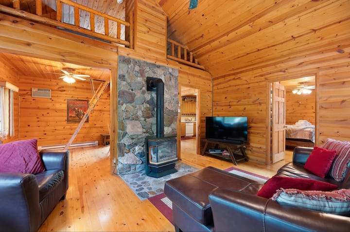 Beautiful Black Hills Cabin Near Spearfish Sd - Spearfish, SD