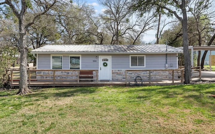 Anchor Cottage - Lake Whitney, TX