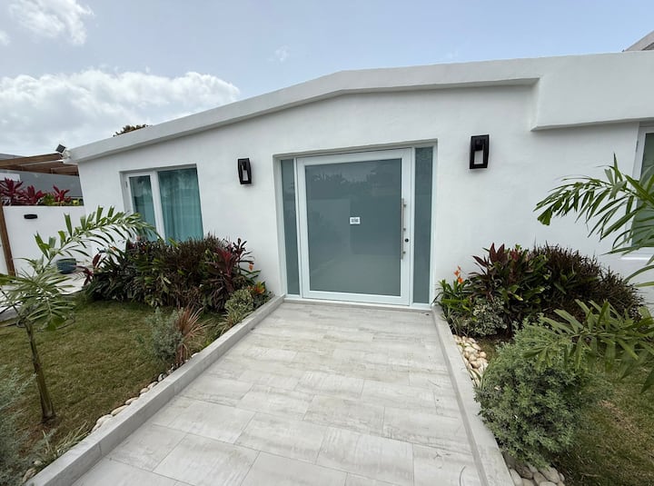 Caribbean Beach Villa-bbq-jacuzzi-beach - San Juan, Puerto Rico